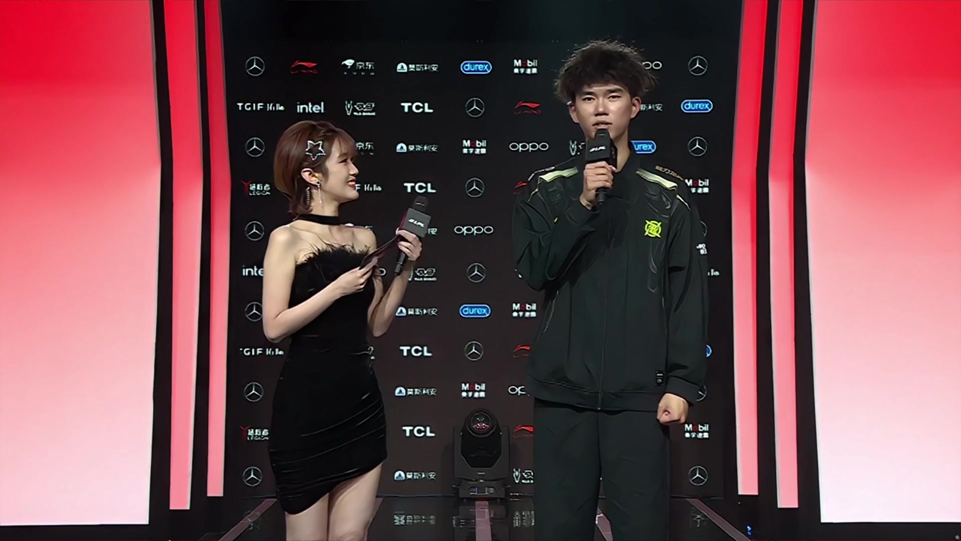 NIP赛后采访 Aki：一整年的展望太远了，我们就先拿下iG就可以了-直播吧